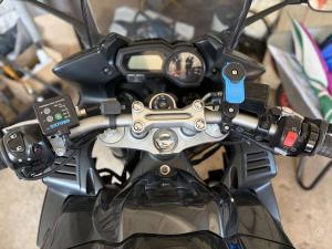 Черный Ямаха FZ1 2009 в Шяуляй, объемом двигателя 1.00 л и пробегом 38 тыс. км за 4250 €, фото 7 на AUTOMOTO.COM.LV