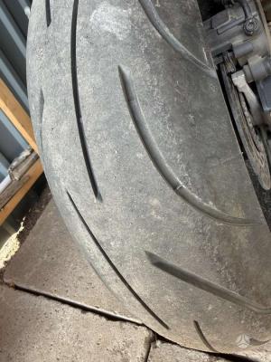 Melns Yamaha FZ1 2010 Mažeikiai, ar dzinēja tilpumu 1.00 L un nobraukumu 50 tūkst. km par 3500 €, foto 5 vietnē AUTOMOTO.COM.LV