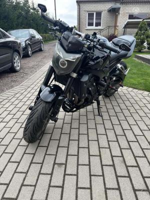 Black Yamaha FZ1 2010 in Kretinga, with an engine capacity of 1.00 L and mileage of 40 thousand km for 4000 €, photo 7 on AUTOMOTO.COM.LV