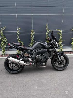 Melns Yamaha FZ1 2012 Klaipėda, ar dzinēja tilpumu 1.00 L un nobraukumu 19 tūkst. km par 3750 €, foto 3 vietnē AUTOMOTO.COM.LV