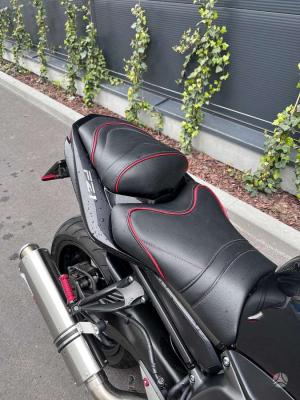 Melns Yamaha FZ1 2012 Klaipėda, ar dzinēja tilpumu 1.00 L un nobraukumu 19 tūkst. km par 3750 €, foto 8 vietnē AUTOMOTO.COM.LV