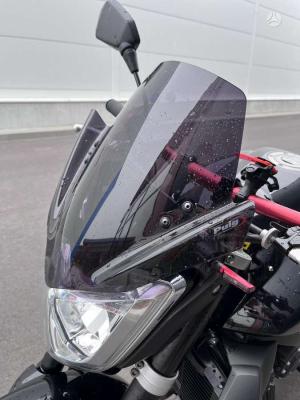 Melns Yamaha FZ1 2012 Klaipėda, ar dzinēja tilpumu 1.00 L un nobraukumu 19 tūkst. km par 3750 €, foto 9 vietnē AUTOMOTO.COM.LV