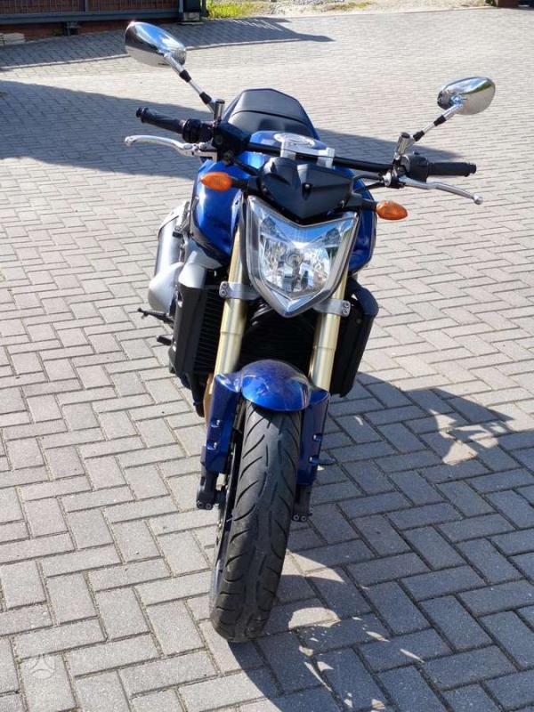 Blue Yamaha FZ1 2006 in Alytus, with an engine capacity of 1.00 L and mileage of 28 thousand km for 3900 €, photo 3 on AUTOMOTO.COM.LV
