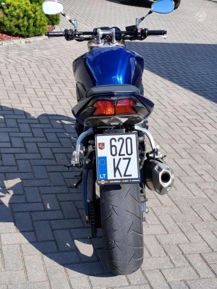 Blue Yamaha FZ1 2006 in Alytus, with an engine capacity of 1.00 L and mileage of 28 thousand km for 3900 €, photo 8 on AUTOMOTO.COM.LV