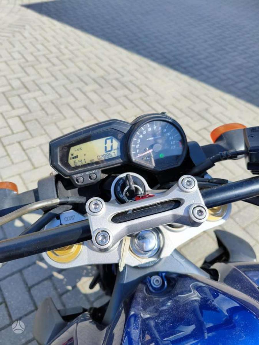 Blue Yamaha FZ1 2006 in Alytus, with an engine capacity of 1.00 L and mileage of 28 thousand km for 3900 €, photo 9 on AUTOMOTO.COM.LV