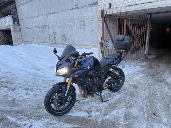 Zils Yamaha FZ1 2007 Kauņa, ar dzinēja tilpumu 1.00 L un nobraukumu 58 tūkst. km par 3800 €, foto 1 vietnē AUTOMOTO.COM.LV