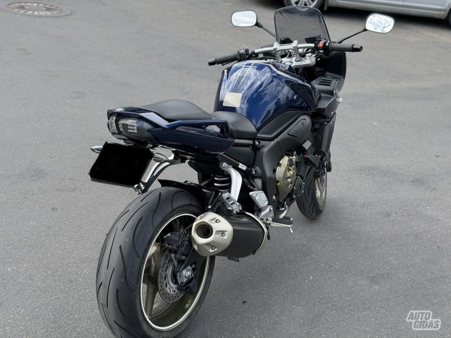 Blue Yamaha FZ1 2010 in Kaunas, with an engine capacity of 1.00 L and mileage of 0 thousand km for 3950 €, photo 5 on AUTOMOTO.COM.LV
