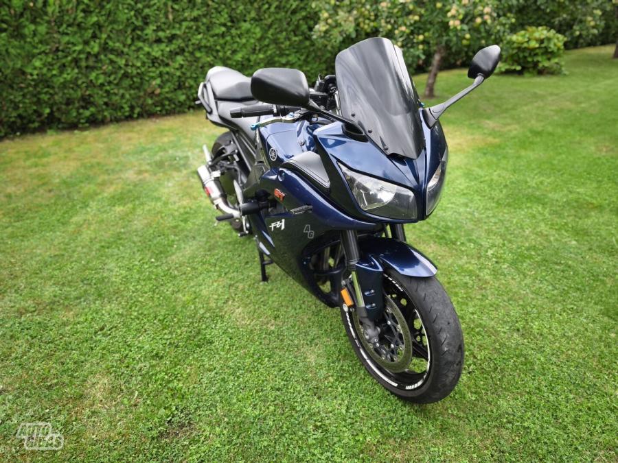 Blue Yamaha FZ1 2014 in Kaunas, with an engine capacity of 0.00 L and mileage of 28 thousand km for 5050 €, photo 6 on AUTOMOTO.COM.LV