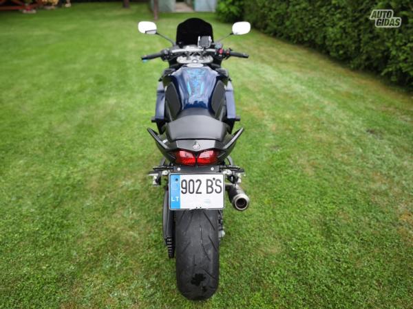 Blue Yamaha FZ1 2014 in Kaunas, with an engine capacity of 0.00 L and mileage of 28 thousand km for 5050 €, photo 9 on AUTOMOTO.COM.LV