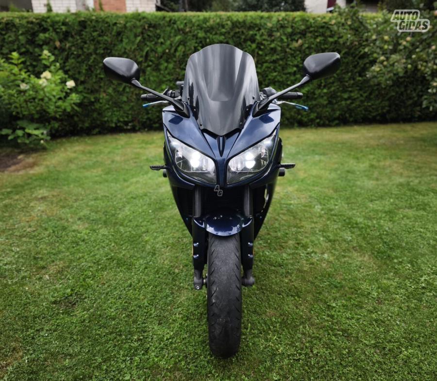 Blue Yamaha FZ1 2014 in Kaunas, with an engine capacity of 0.00 L and mileage of 28 thousand km for 5050 €, photo 11 on AUTOMOTO.COM.LV