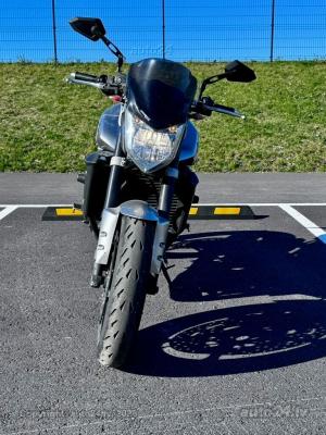 Серый Ямаха FZ1 2006 в Таллин, объемом двигателя 0.11 л и пробегом 47 тыс. км за 3500 €, фото 4 на AUTOMOTO.COM.LV