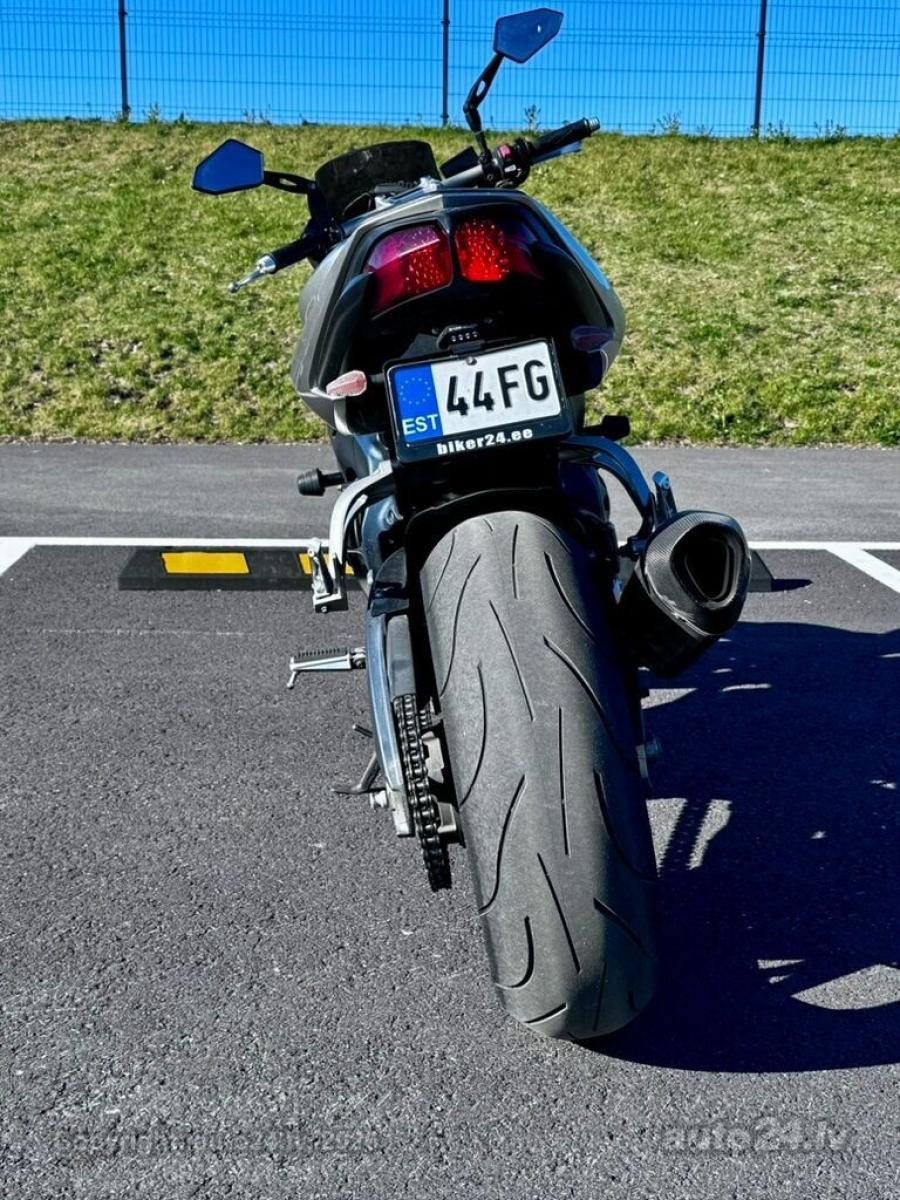 Серый Ямаха FZ1 2006 в Таллин, объемом двигателя 0.11 л и пробегом 47 тыс. км за 3500 €, фото 5 на AUTOMOTO.COM.LV