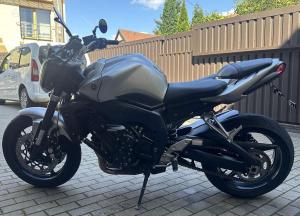 Grey Yamaha FZ1 2006 in Kaunas, with an engine capacity of 1.00 L and mileage of 37 thousand km for 3700 €, photo 7 on AUTOMOTO.COM.LV