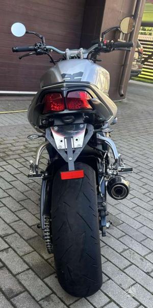 Grey Yamaha FZ1 2006 in Kaunas, with an engine capacity of 1.00 L and mileage of 37 thousand km for 3700 €, photo 9 on AUTOMOTO.COM.LV