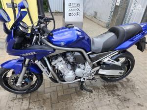Yamaha FZ1 2002 Šakiai, ar dzinēja tilpumu 0.00 L un nobraukumu 0 tūkst. km par 2400 €, foto 7 vietnē AUTOMOTO.COM.LV