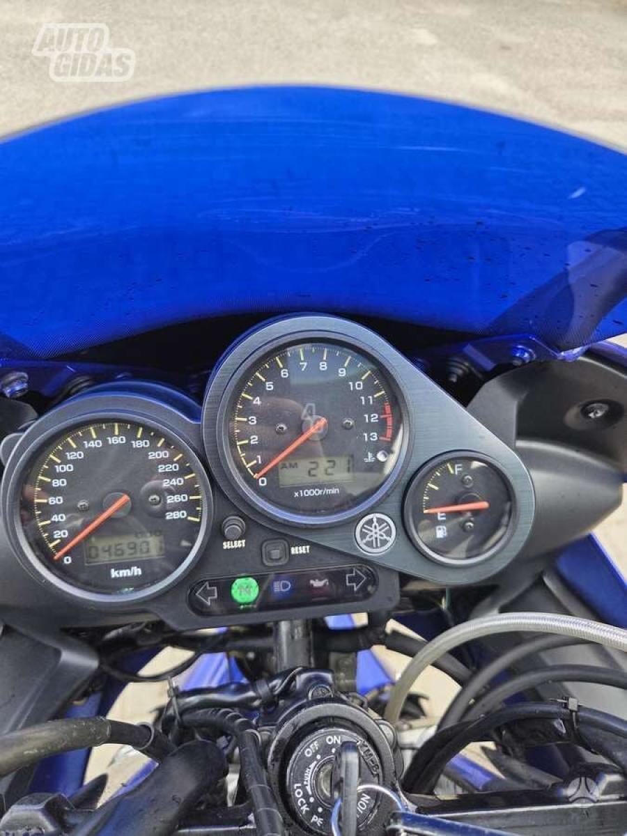 Yamaha FZ1 2002 Šakiai, ar dzinēja tilpumu 0.00 L un nobraukumu 0 tūkst. km par 2400 €, foto 8 vietnē AUTOMOTO.COM.LV