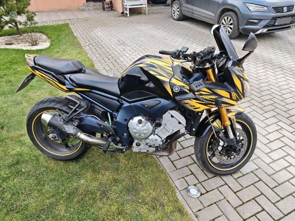 Yamaha FZ1 2006 Kauņa, ar dzinēja tilpumu 1.00 L un nobraukumu 76 tūkst. km par 3599 €, foto 5 vietnē AUTOMOTO.COM.LV