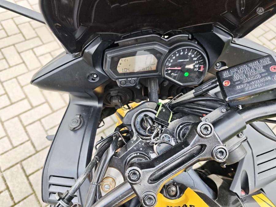 Yamaha FZ1 2006 in Kaunas, with an engine capacity of 1.00 L and mileage of 76 thousand km for 3599 €, photo 8 on AUTOMOTO.COM.LV