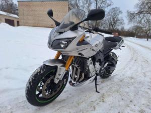 Ямаха FZ1 2006 в Пренай, объемом двигателя 1.00 л и пробегом 28 тыс. км за 3750 €, фото 2 на AUTOMOTO.COM.LV