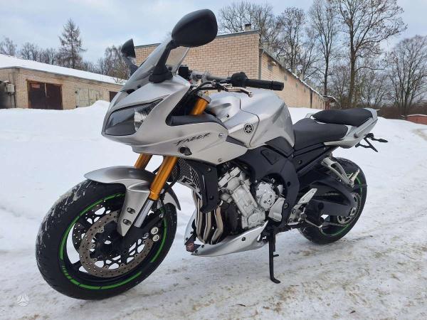 Ямаха FZ1 2006 в Пренай, объемом двигателя 1.00 л и пробегом 28 тыс. км за 3750 €, фото 10 на AUTOMOTO.COM.LV