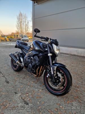 Yamaha FZ1 2006 in Tartu, with an engine capacity of 1.00 L and mileage of 38 thousand km for 3500 €, photo  on AUTOMOTO.COM.LV