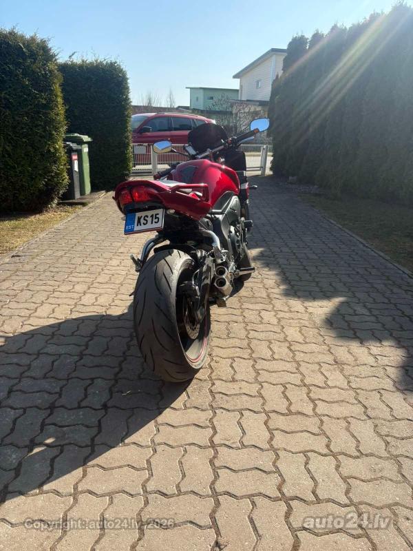 Yamaha FZ1 2006 in Tallinn, with an engine capacity of 1.00 L and mileage of 64 thousand km for 4500 €, photo 3 on AUTOMOTO.COM.LV