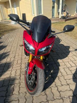 Yamaha FZ1 2006 Tallina, ar dzinēja tilpumu 1.00 L un nobraukumu 64 tūkst. km par 4500 €, foto 4 vietnē AUTOMOTO.COM.LV