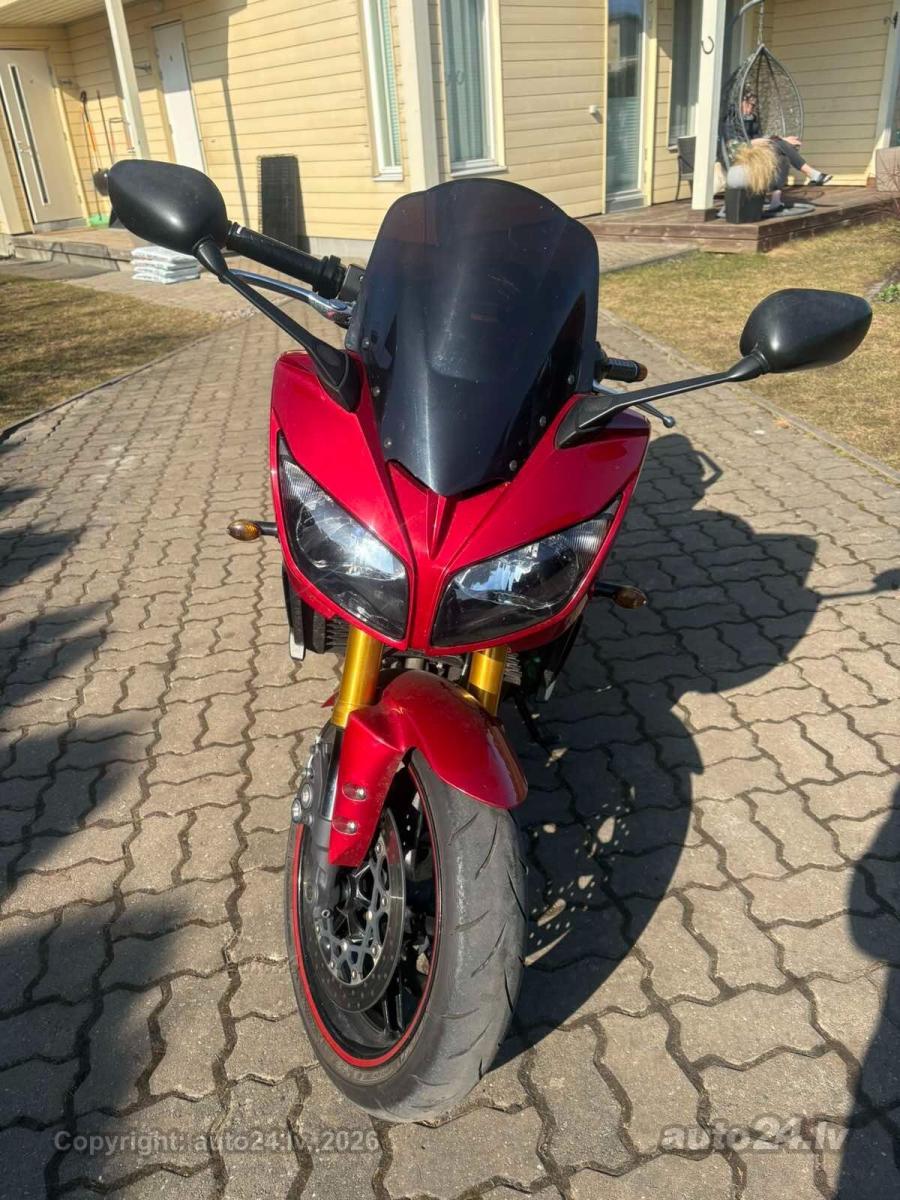 Yamaha FZ1 2006 Tallina, ar dzinēja tilpumu 1.00 L un nobraukumu 64 tūkst. km par 4500 €, foto 4 vietnē AUTOMOTO.COM.LV