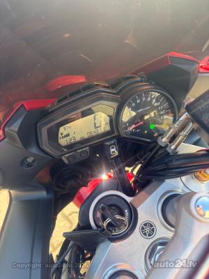 Yamaha FZ1 2006 Tallina, ar dzinēja tilpumu 1.00 L un nobraukumu 64 tūkst. km par 4500 €, foto 5 vietnē AUTOMOTO.COM.LV