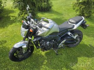 Ямаха FZ1 2006 в Елгава, объемом двигателя 1.00 л и пробегом 0 тыс. км за 4300 €, фото  на AUTOMOTO.COM.LV