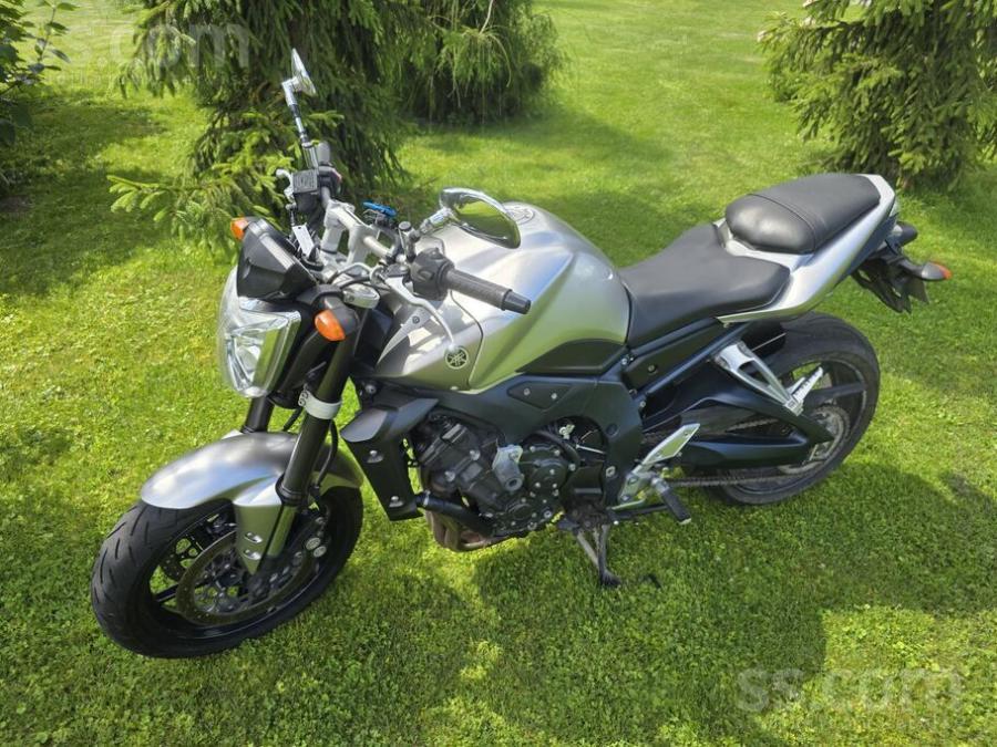 Yamaha FZ1 2006 in Jelgava, with an engine capacity of 1.00 L and mileage of 0 thousand km for 4300 €, photo 1 on AUTOMOTO.COM.LV