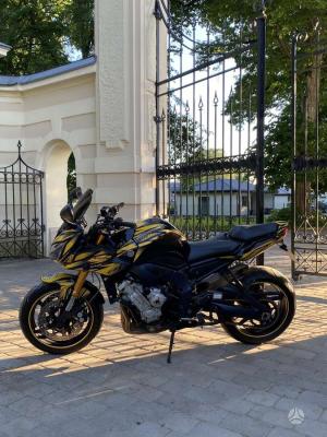 Yamaha FZ1 2006 in Vilnius, with an engine capacity of 1.00 L and mileage of 70 thousand km for 4200 €, photo 4 on AUTOMOTO.COM.LV