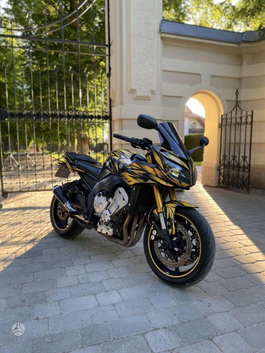 Yamaha FZ1 2006 in Vilnius, with an engine capacity of 1.00 L and mileage of 70 thousand km for 4200 €, photo 9 on AUTOMOTO.COM.LV