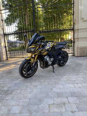 Yamaha FZ1 2006 in Vilnius, with an engine capacity of 1.00 L and mileage of 70 thousand km for 4200 €, photo 21 on AUTOMOTO.COM.LV