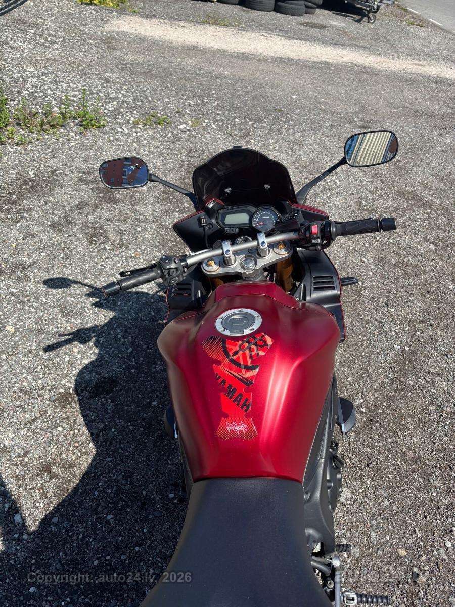 Yamaha FZ1 2006 in Tallinn, with an engine capacity of 1.00 L and mileage of 40 thousand km for 3200 €, photo 8 on AUTOMOTO.COM.LV