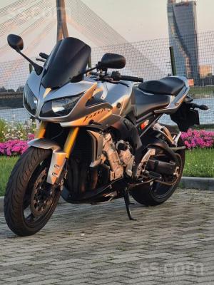 Yamaha FZ1 2006 in Riga, with an engine capacity of 1.00 L and mileage of 0 thousand km for 3750 €, photo  on AUTOMOTO.COM.LV