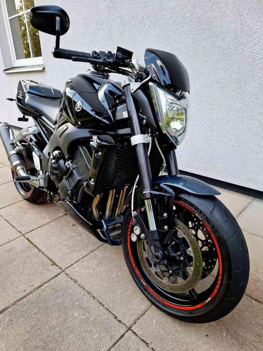 Yamaha FZ1 2006 in Prienai, with an engine capacity of 1.00 L and mileage of 32 thousand km for 3950 €, photo 5 on AUTOMOTO.COM.LV
