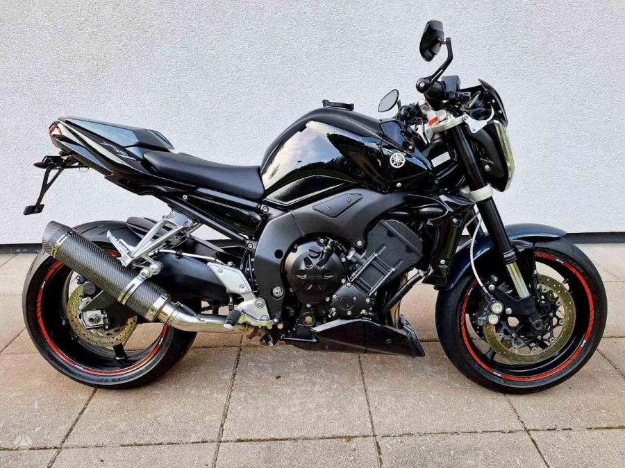 Yamaha FZ1 2006 in Prienai, with an engine capacity of 1.00 L and mileage of 32 thousand km for 3950 €, photo 10 on AUTOMOTO.COM.LV