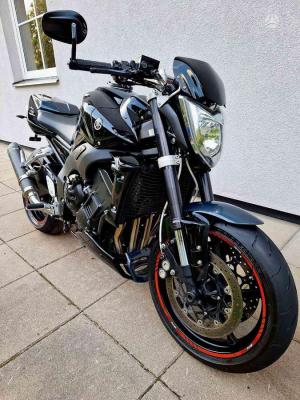 Yamaha FZ1 2006 in Prienai, with an engine capacity of 1.00 L and mileage of 32 thousand km for 3950 €, photo 11 on AUTOMOTO.COM.LV