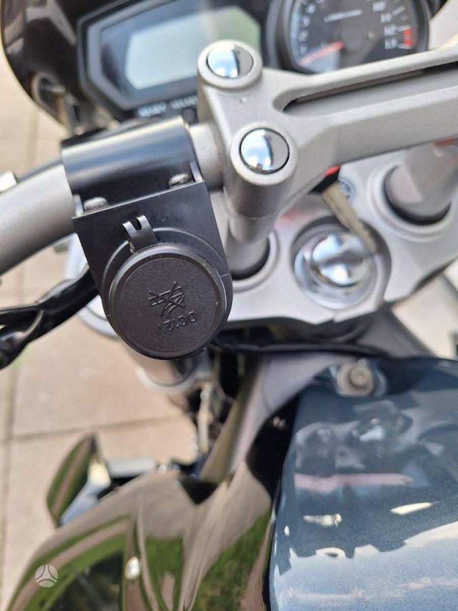 Yamaha FZ1 2006 in Prienai, with an engine capacity of 1.00 L and mileage of 32 thousand km for 3950 €, photo 13 on AUTOMOTO.COM.LV