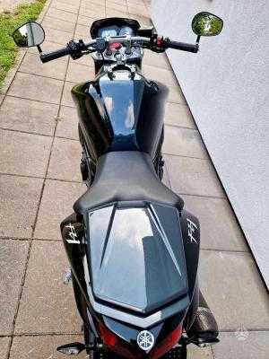 Yamaha FZ1 2006 in Prienai, with an engine capacity of 1.00 L and mileage of 32 thousand km for 3950 €, photo 20 on AUTOMOTO.COM.LV