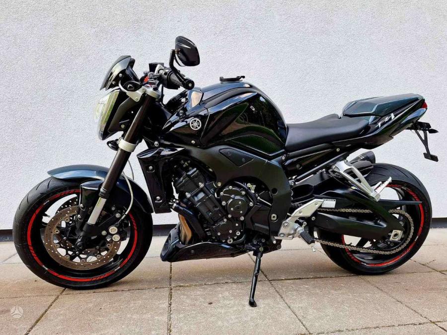 Yamaha FZ1 2006 in Prienai, with an engine capacity of 1.00 L and mileage of 32 thousand km for 3950 €, photo 26 on AUTOMOTO.COM.LV