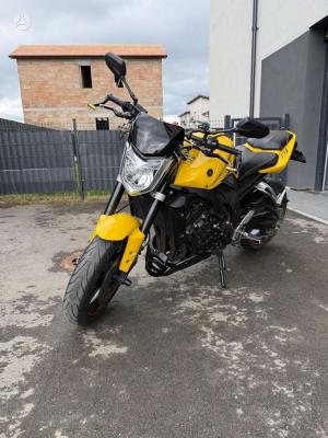 Ямаха FZ1 2006 в Каунас, объемом двигателя 1.00 л и пробегом 44 тыс. км за 3600 €, фото 5 на AUTOMOTO.COM.LV