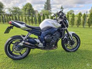 Ямаха FZ1 2006 в Ширвинтос, объемом двигателя 1.00 л и пробегом 46 тыс. км за 3800 €, фото  на AUTOMOTO.COM.LV
