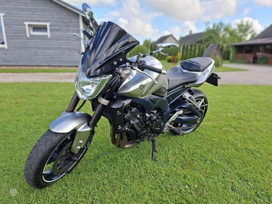 Ямаха FZ1 2006 в Ширвинтос, объемом двигателя 1.00 л и пробегом 46 тыс. км за 3800 €, фото 6 на AUTOMOTO.COM.LV