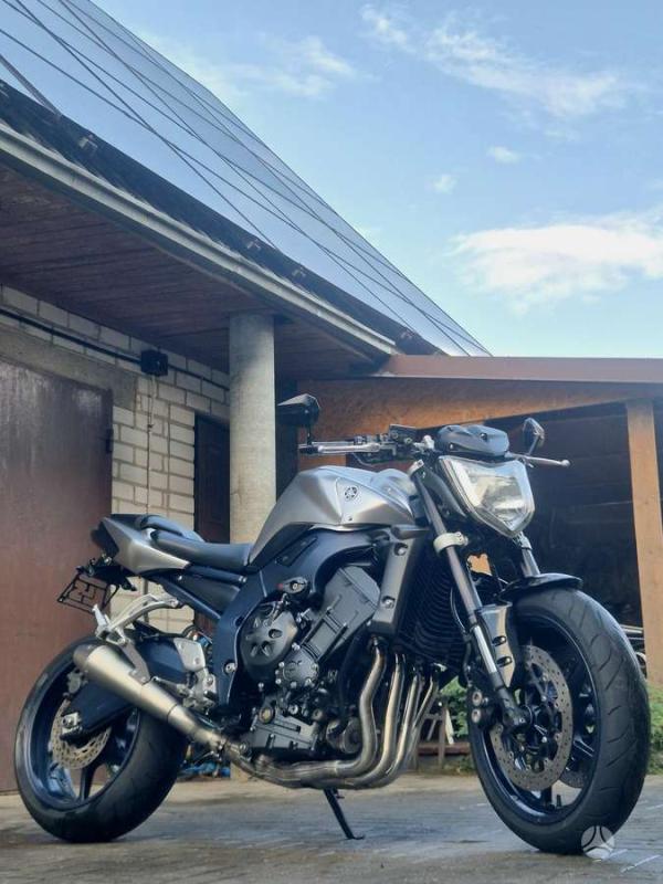 Yamaha FZ1 2006 in Prienai, with an engine capacity of 1.00 L and mileage of 41 thousand km for 3950 €, photo 1 on AUTOMOTO.COM.LV