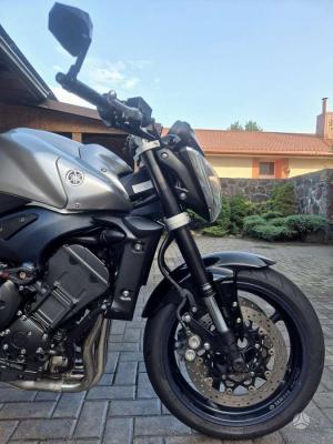 Yamaha FZ1 2006 in Prienai, with an engine capacity of 1.00 L and mileage of 41 thousand km for 3950 €, photo 14 on AUTOMOTO.COM.LV