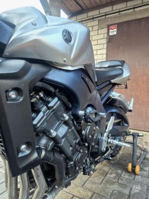 Yamaha FZ1 2006 in Prienai, with an engine capacity of 1.00 L and mileage of 41 thousand km for 3950 €, photo 16 on AUTOMOTO.COM.LV