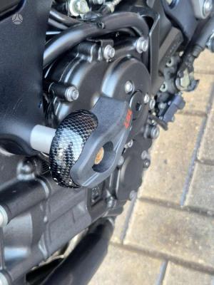 Yamaha FZ1 2006 in Prienai, with an engine capacity of 1.00 L and mileage of 41 thousand km for 3950 €, photo 23 on AUTOMOTO.COM.LV