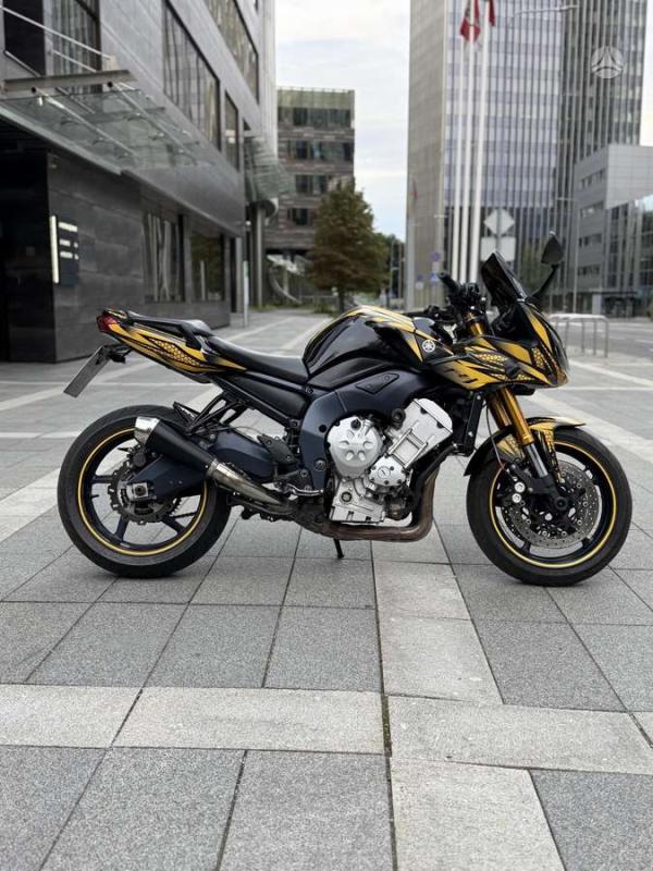 Ямаха FZ1 2006 в Вильнюс, объемом двигателя 1.00 л и пробегом 70 тыс. км за 3700 €, фото 5 на AUTOMOTO.COM.LV
